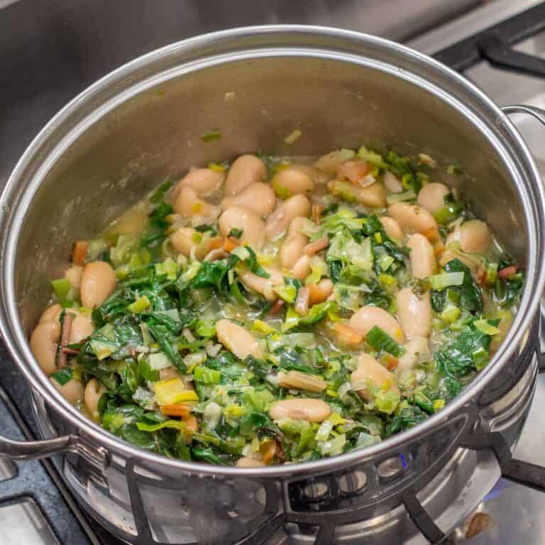 How to Make the Best White Beans Recipe - That Susan Williams